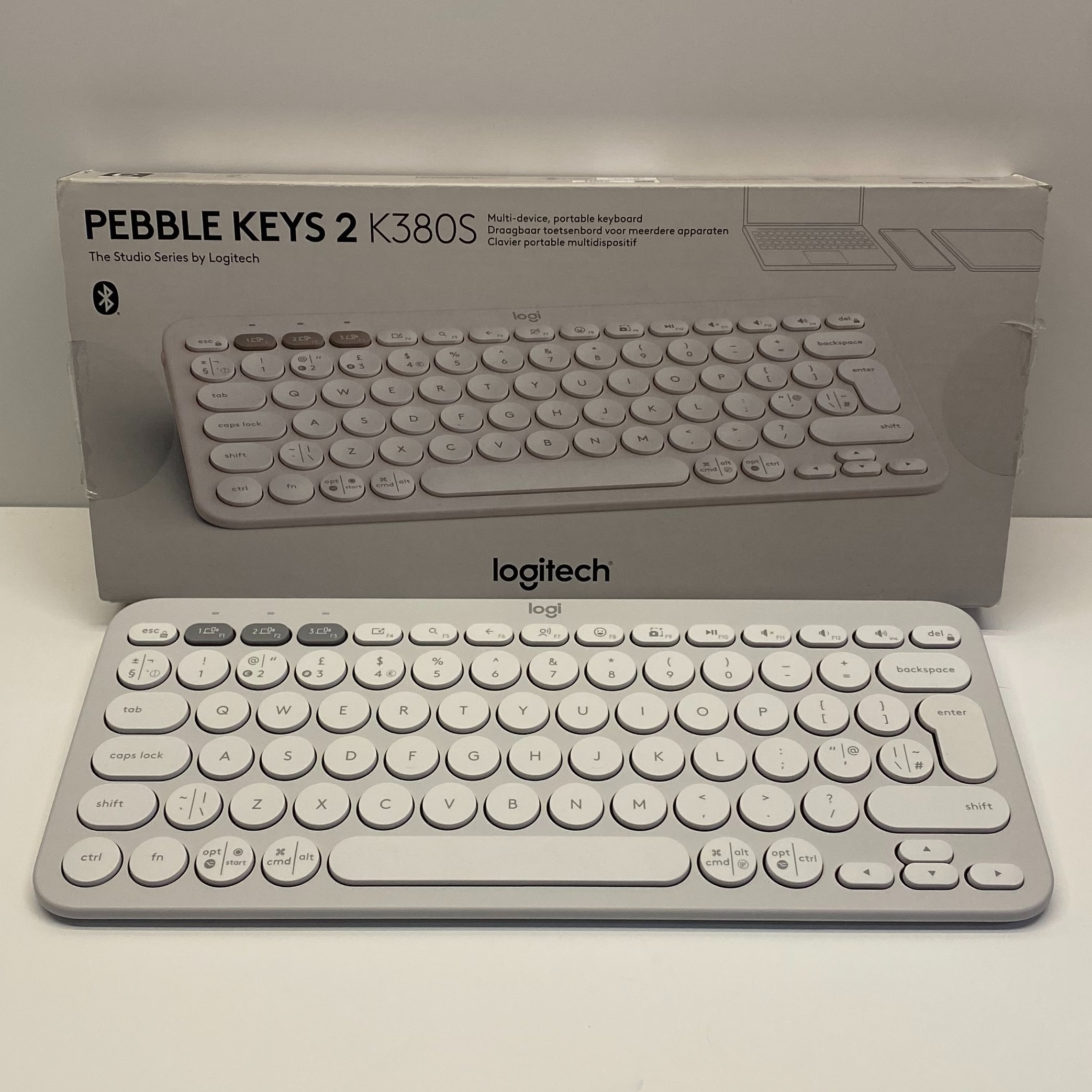 Like New Logitech Pebble Keys 2 K380S Multi Device Portable Keyboard ...